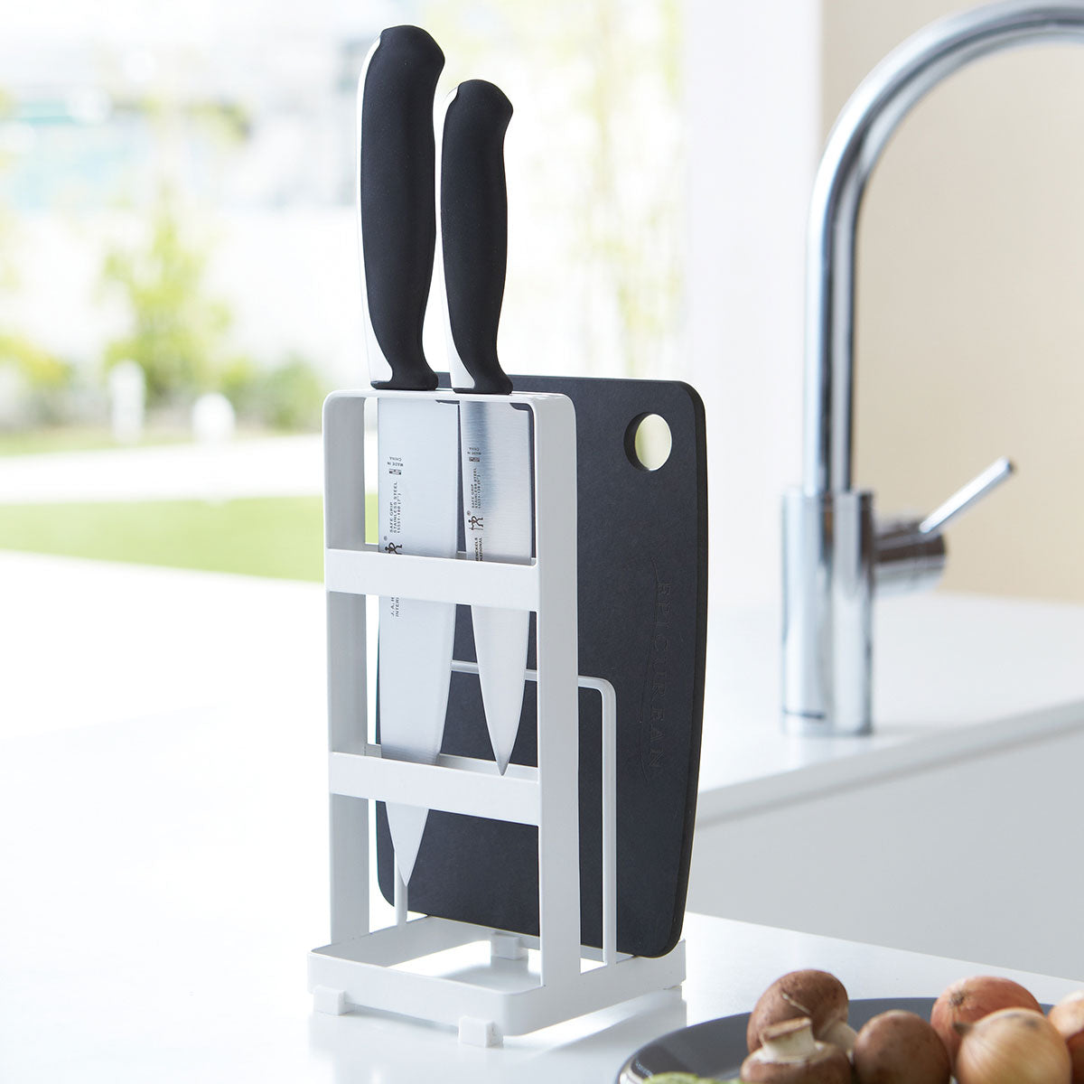 KNIFE & CUTTING BOARD STAND FLAT WH